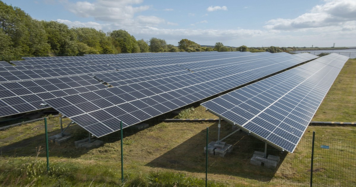Iconic Scottish University unveils solar farm as a part of its net-zero ...